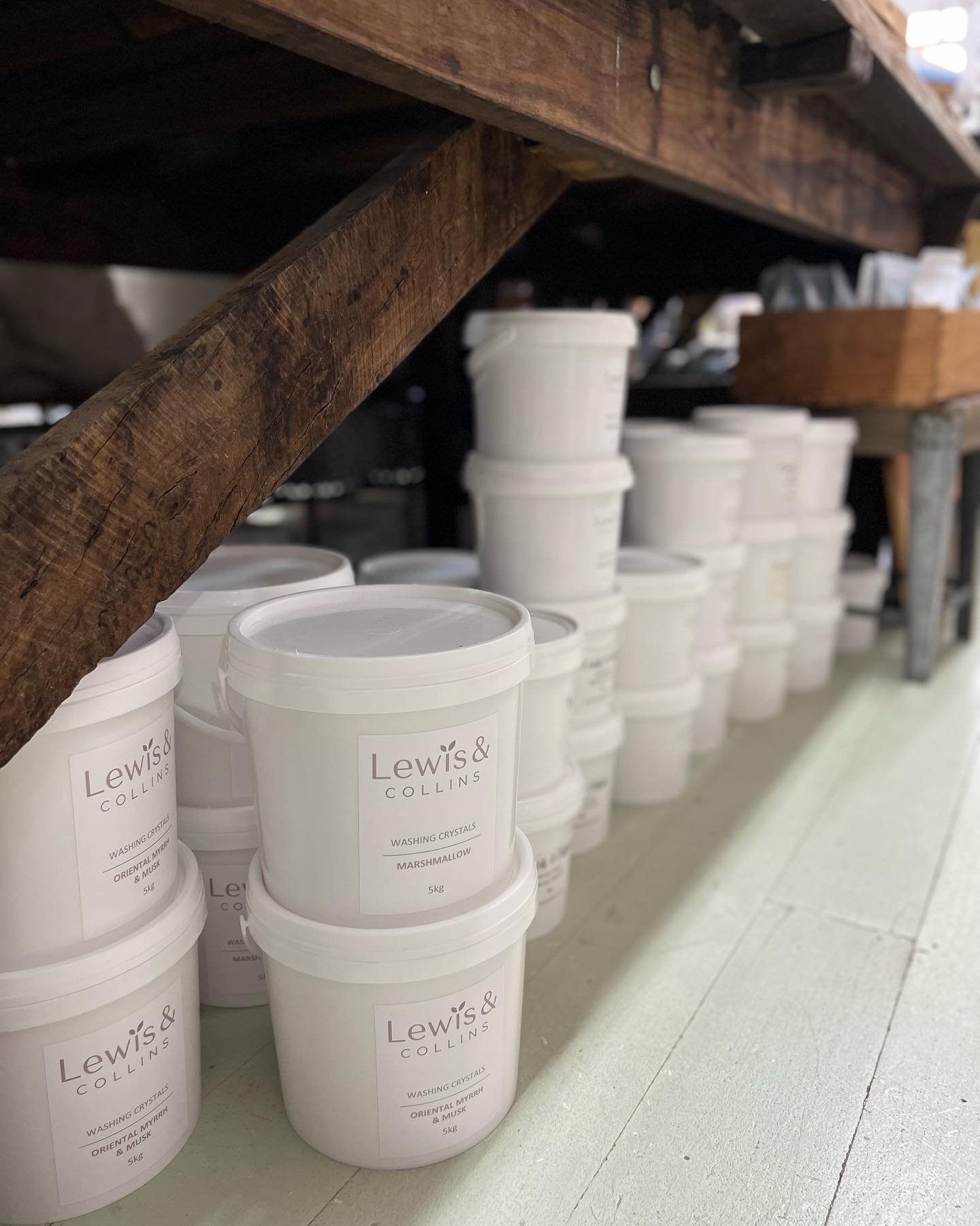 Room Sprays – Lewis & Collins