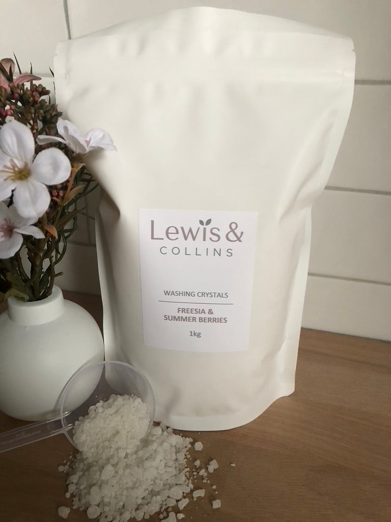1kg Freesia & Summer Berries Recyclable Pouch – Lewis & Collins