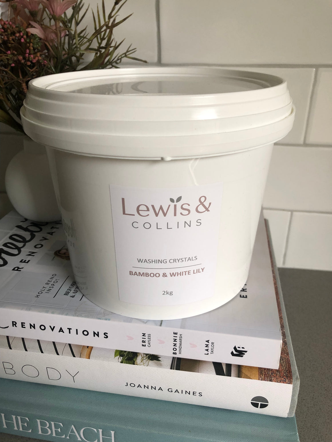 Washing Crystals – Lewis & Collins